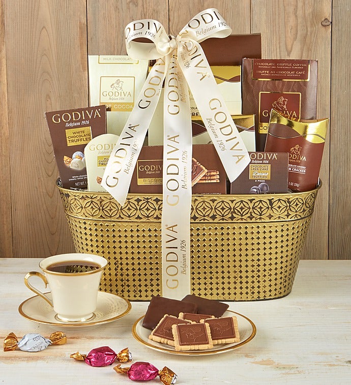 Christmas Flowers, Gifts & Decorations | 1800Flowers.com