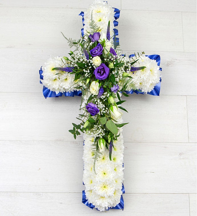 Send Sympathy & Funeral Flowers to the UK | 1800Flowers.com