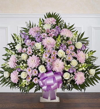 Funeral Flowers: Funeral Flower Arrangements Delivered | 1800Flowers